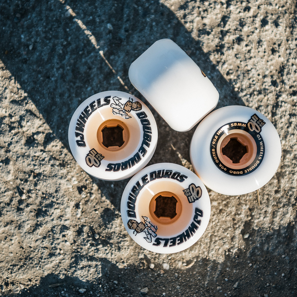 オージェイウィール OJ WHEELS 58mm DOUBLE DURO WHITE/GUM MINI COMBO 99A/95A ハード ...