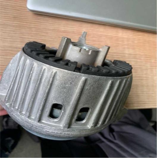 エンジンマウント MB:W212 S212 A207 C207 E 2072400717 2122407117 A2122407217 AL ...