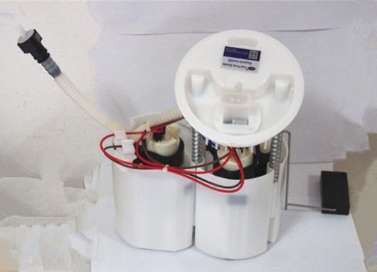 WAJ フューエルポンプ モジュール アセンブリ 2114701794 2114700000 適用: メルセデスベンツ/MERCEDES ...