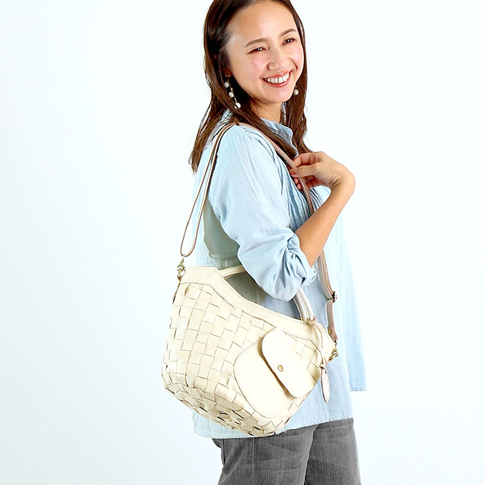 ショルダーバッグ 通販ショルダーバッグ レディース 本革 斜めがけ 革