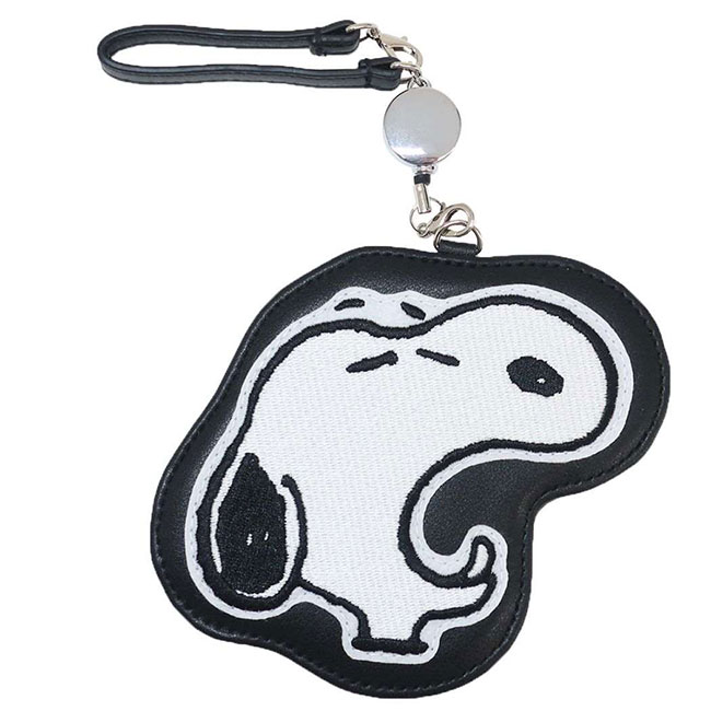 パスケース 定期入れ リール付き ダイカット ピーナッツ スヌーピー レザー リール式 ICカードケース 定期券入れ 定期ケース メール便対応 :401005:べっぴんKOBE - 通販 ...