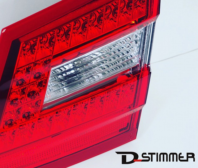 Mercedes Benz メルセデス ベンツ テールランプIN RH 純正 2128201064. OEナンバー 2128201064 : ...