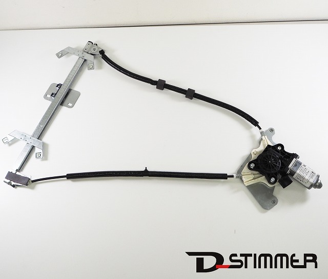 Mercedes-Benz メルセデス・ベンツ リアドアレギュレターRH 純正 4637300846. OEナンバー 4637300846 ...