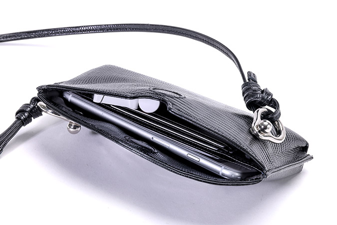 TOFF&LOADSTONE（トフアンドロードストーン） ナオ スマートフォン