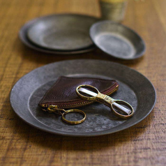 SPICE of Life 即出荷 ブリキラウンドトレイ Lサイズトレイ トレイ おしゃれ 小物 アクセサリー インテリア 鍵 ブリキ : ピクニックと雑貨のピッチ - 通販 - Yahoo ...