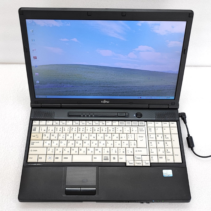LIFEBOOK 高性能XP 中古パソコン 富士通 A561/C WindowsXPPro Core i5 2520M メモリ 4GB 新品SSD 256GB 15.6型 15インチ A4 ...
