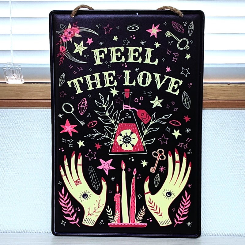 アメリカン レトロ ブリキ看板 可愛い アンティーク 壁飾り インテリア FEEL THE LOVE 雑貨 プレート おしゃれ ディスプレイ カフェ : Zippoタバコケース喫煙具のハヤミ ...