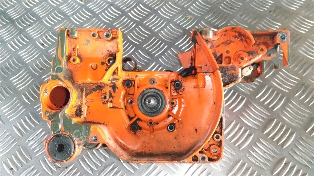 共立 CSV671 クランクケース チェーンソー 大型 部品 パーツ : 1210cc : ひがしまる商店 - 通販 - Yahoo!ショッピング