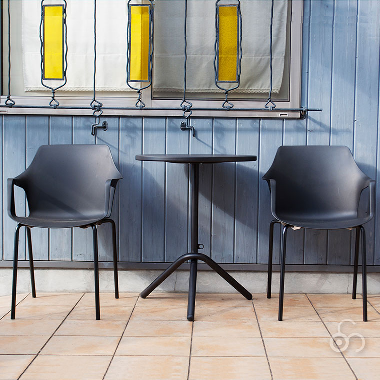 Cerantola(チェラントラ) COLOS(コロス) ベスパ 2 VESPA2 4脚セット 正規品 イタリア : イベリアの太陽 - 通販 ...