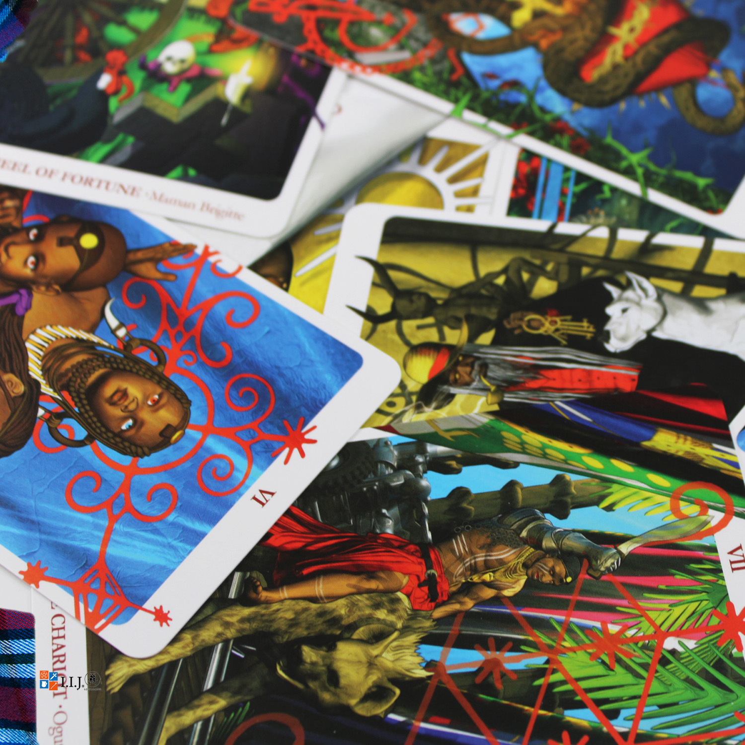 ブードゥー・タロット・スピリットボックス Voodoo Tarot Spirit Box Kit タロットカード ウェイト版 78枚 ...