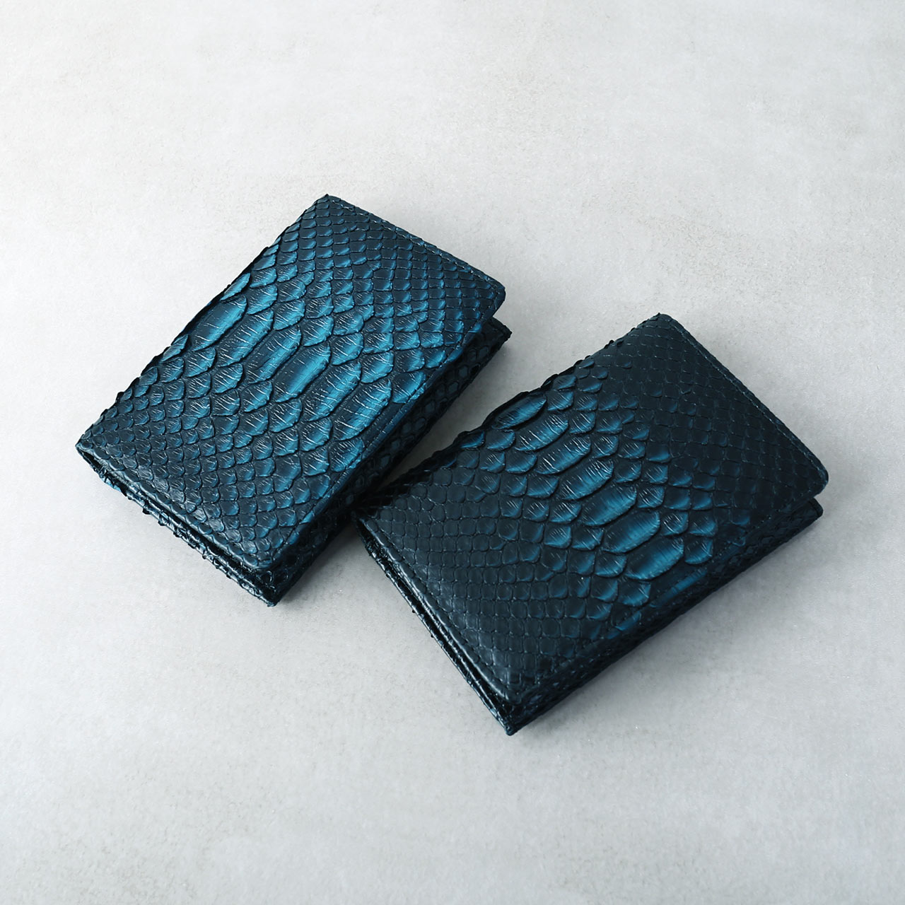 sankyo shokai（三京商会） ダイヤモンドパイソン 名刺入れ レディース