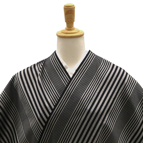 15%OFFセール 本場縞大島 枡屋儀兵衛 仕立て付き ストライプ グレー 黒 着物 正絹 コート 羽織 反物 袷 単衣 新品 未仕立て 本場大島紬 カジュアル tu-104 : 京都の着物屋 ...