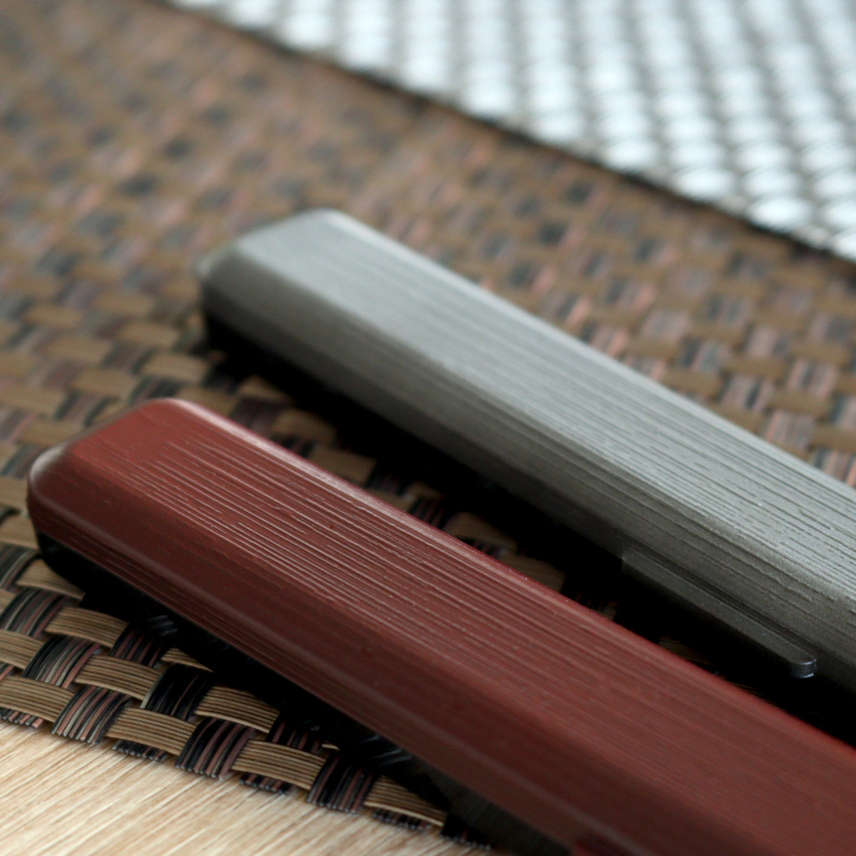HAKOYA 箸箱セット 180千筋箸箱セット 銀朱 銀研 （ 箸&箸箱 カトラリー お箸 はし 箸ケース 和 日本製 ） : リビングート ...
