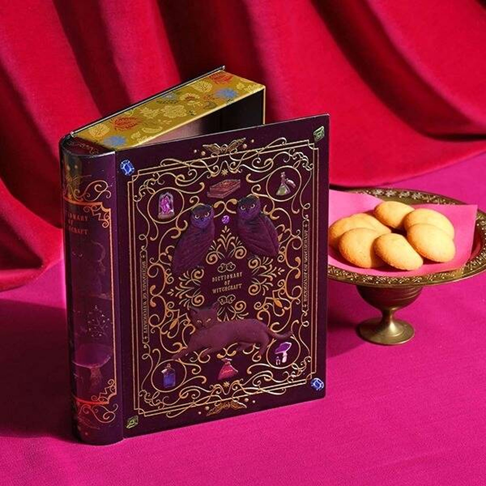 カルディ 魔法辞書クッキー缶 6枚入×1缶 KALDI クッキー お菓子 焼き菓子 ハロウィン ハロウィン缶 おかし おやつ :a-iq-554-1:Macaron ヤフー店 - 通販 ...