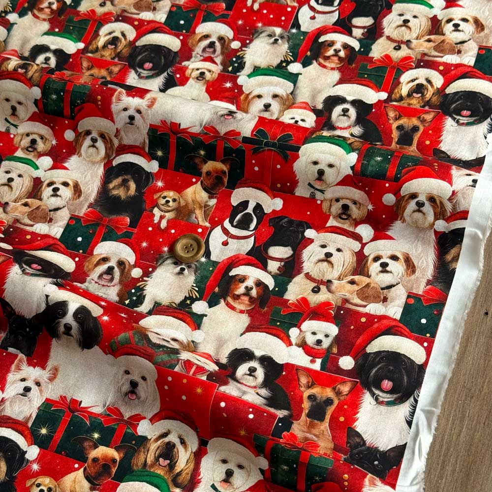 USAコットン Christmas Dogs(クリスマスドッグ)サンタクロース 犬 わんちゃん柄 シーチング生地 QT Fabrics(QT ...