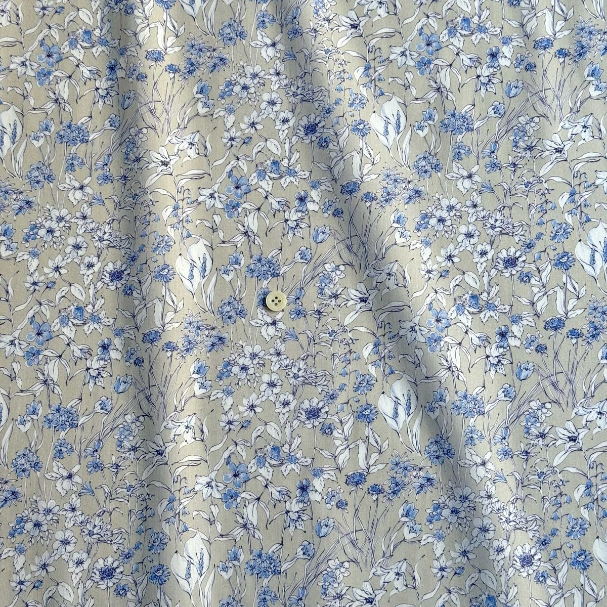 LIBERTY.（リバティ） LIBERTY FABRICS リバティプリント 国産タナローン生地(エターナル)＜Wandervogel ...