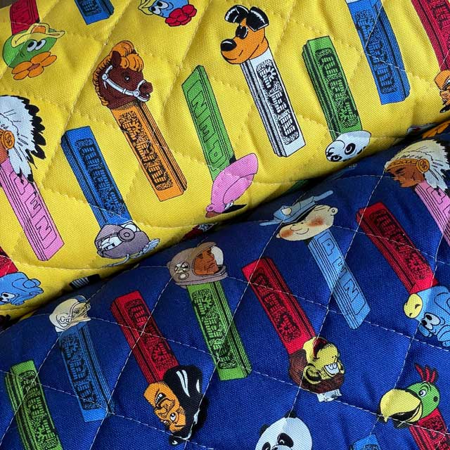 PEZ ペッツキャンディPEZ キルティング オックスキルト生地ファブリック イエロー/ネイビー(オールドペッツ キャラクター 生地 入園入学 ...