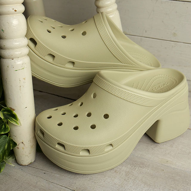 crocs（クロックス） レディース サンダル サイレン クロッグ 208547-2Y2 FW23 SIREN CLOG 厚底サンダル ...