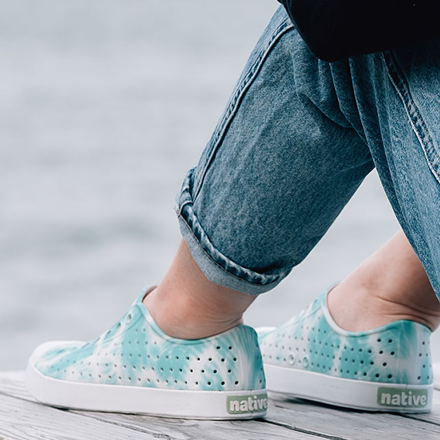 Native Shoes ネイティブシューズ native shoes スニーカー ジェファーソン ブルームプリント 11100159 ...