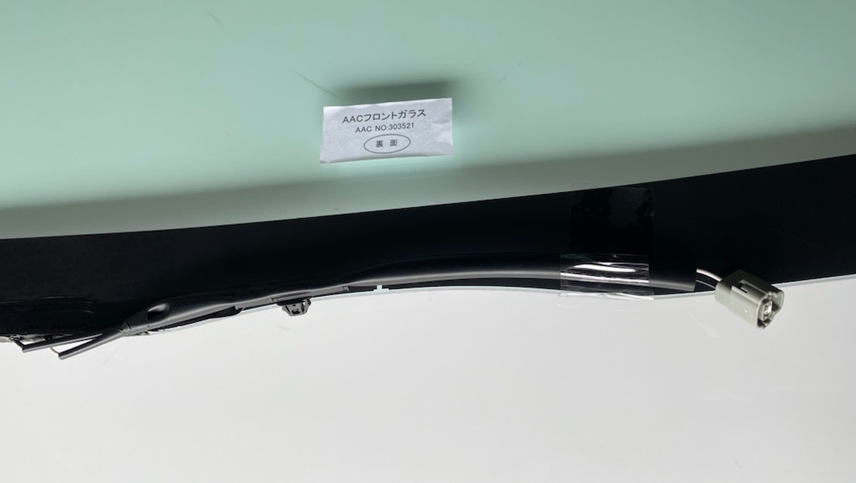 トヨタ（TOYOTA） フロントガラス ハイエース ワゴン ワイド 純正品番:56101-V3080 210系 303521 : ミスター ...