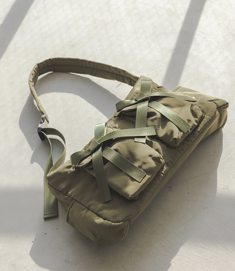 osharewalker 【送料無料】バッグ レディース ショルダー 肩掛け ショルダーバッグ リボン A4サイズが入る ポケット 中綿 ポリエステル キャセリーニ【メール便不可】【50 ...