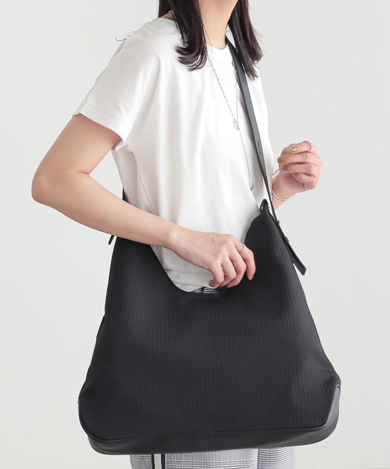 osharewalker バッグ レディース トートバッグ ショルダーバッグ 肩掛け 斜め掛け 収納 A4 ノートパソコン 大容量 フェイクレザー 春 夏 秋 冬「メール便不可」「80 ...