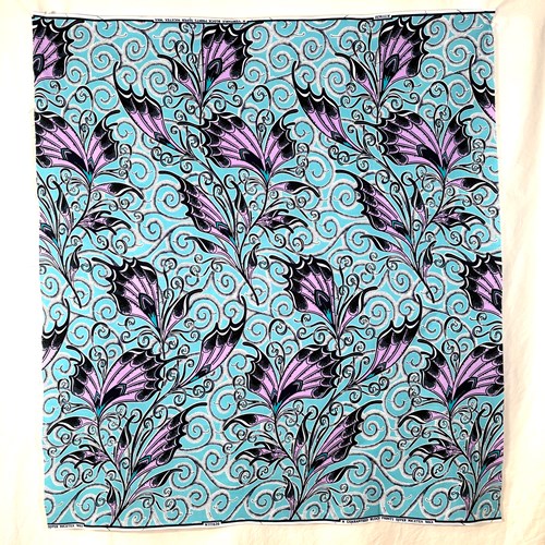 アフリカンプリント 布 生地 50cm単位 AP-13334 蝶の羽根花 スカイブルー地 アフリカ ブロード カットクロス ハンドメイド ...