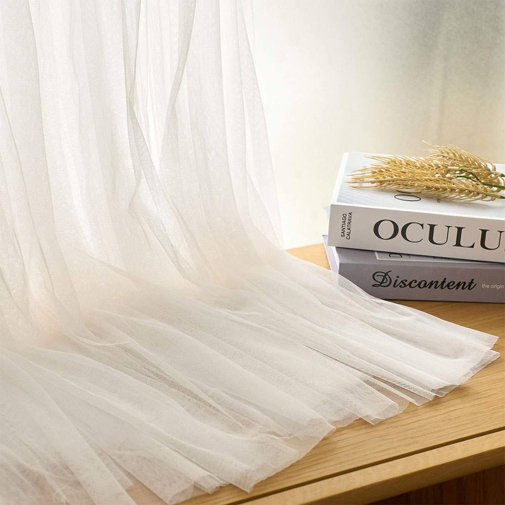 チュール レースカーテン このボリューム感がたまらない、空間の主役になるチュールレースカーテン 1.5倍ヒダ : カーテン専門店パーフェクト ...