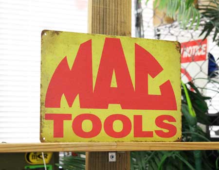 マックツールズ ブリキ看板 サインプレート おしゃれ アンティーク レトロ かっこいい サインボード ガレージ インテリア A4 MAC TOOLS : U.S.JUNKYARD - 通販 ...