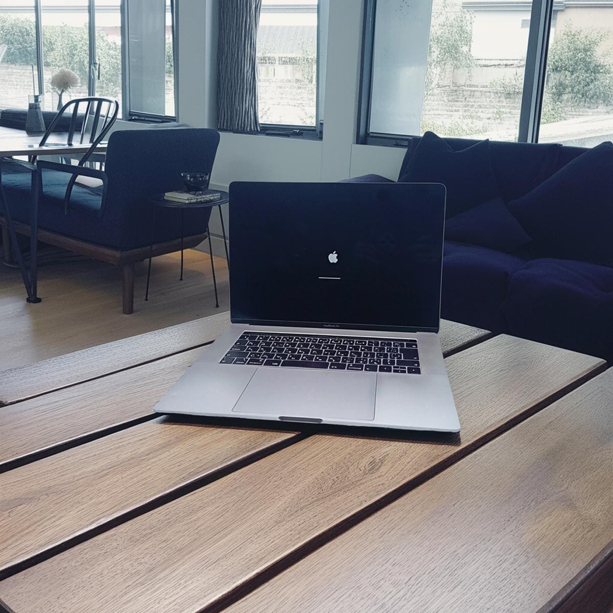 MacBook Pro Apple A1990 ノートパソコン 中古 15.4型 第9世代 Core i9 メモリ16GB SSD512GB ...