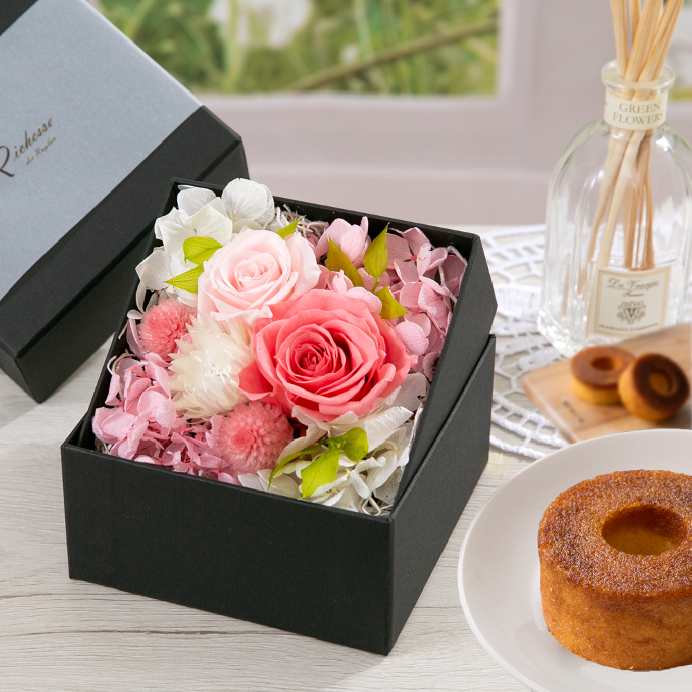 プリザーブドフラワー Ruplan（ルプラン）ポルト スイーツセット 母の日 お祝い ギフト 花 フラワー 結婚祝い 誕生日 開店祝い 開業祝い 新築祝い 送料無料 :pf-porte-sw ...