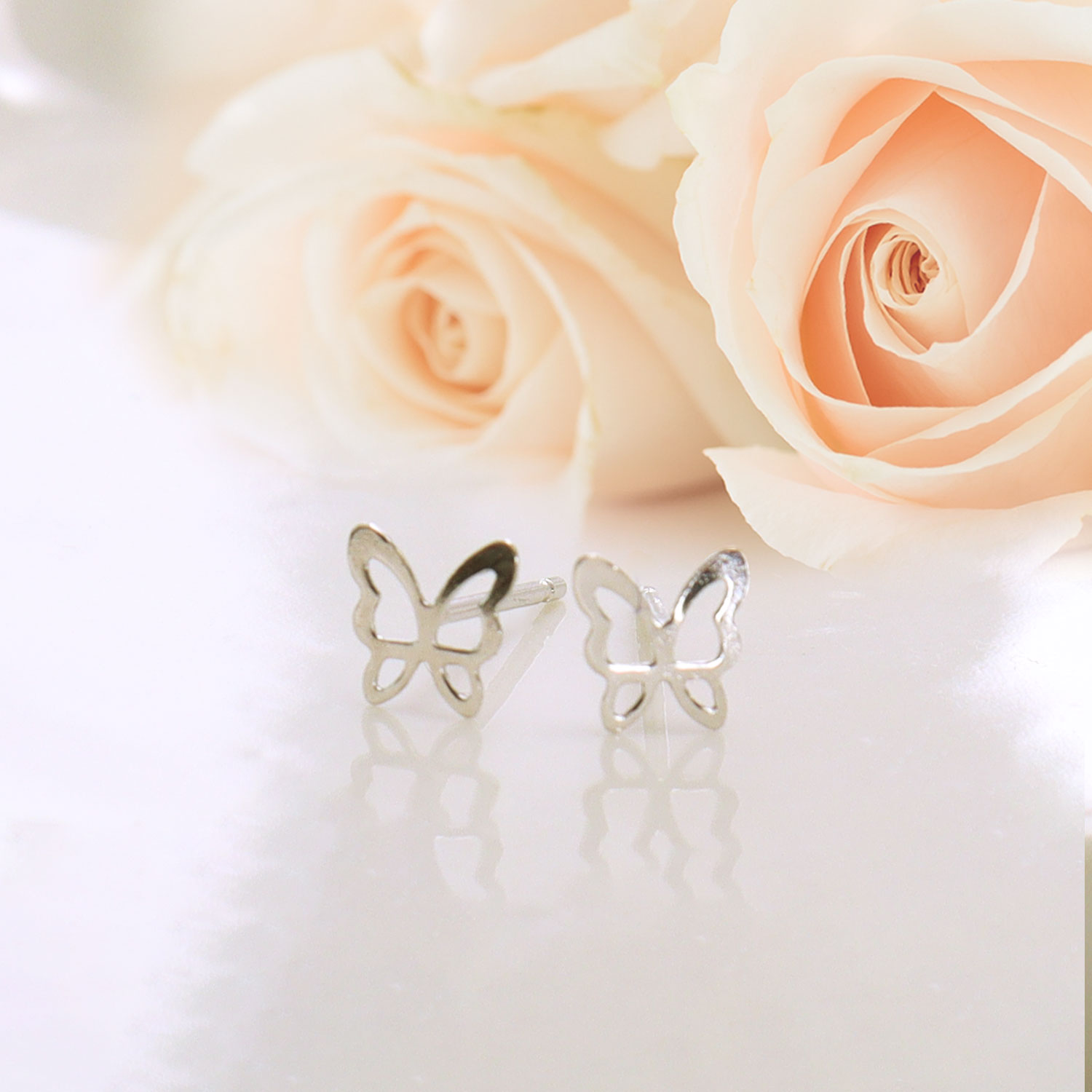 Sears ピアス レディース K10 スタッドピアス 蝶 バタフライ 10金 スタッド 誕生日 プレゼント シルバー K10WG ジュエリー シアーズ : シアーズ公式ストア - 通販 ...