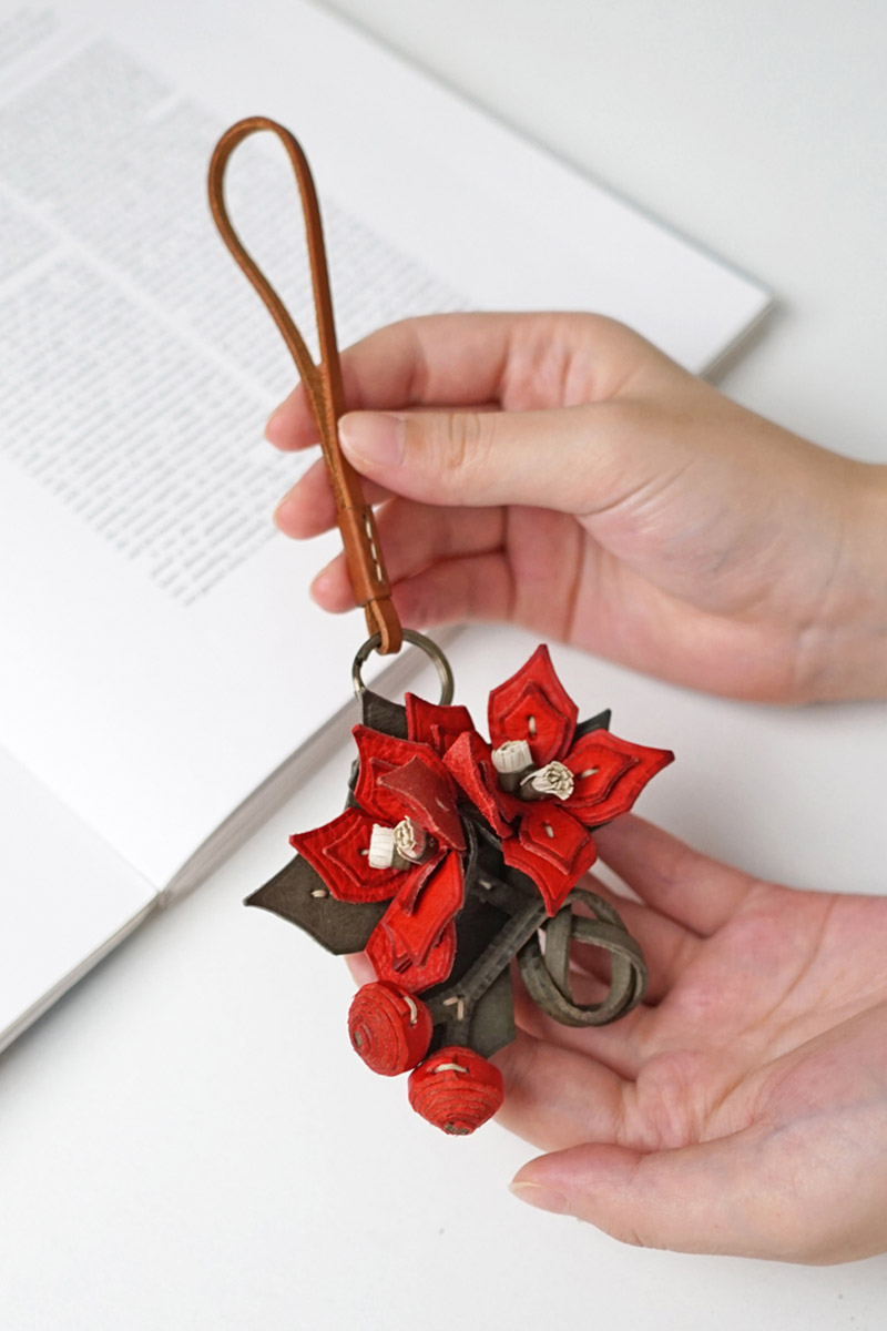 genten 【ケアセット＋安心の3年保証付】 ゲンテン エヴァーチャーム ポインセチア 43904 : こだわりのブランド Sentire ...