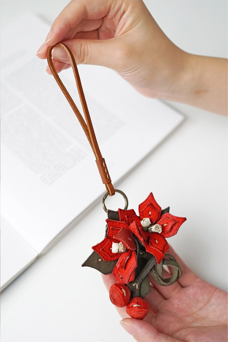 genten 【ケアセット＋安心の3年保証付】 ゲンテン エヴァーチャーム ポインセチア 43904 : こだわりのブランド Sentire ...