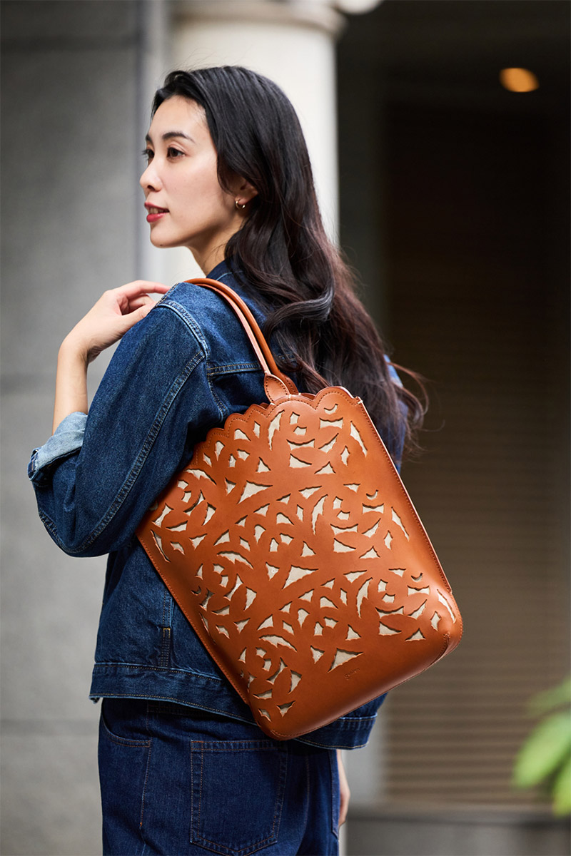 genten 【ケアセット＋安心の3年保証付】 ゲンテン Garden cutwork ガーデンカットワーク トートバッグ 43950 : こだわりのブランド Sentire-One - 通販 ...