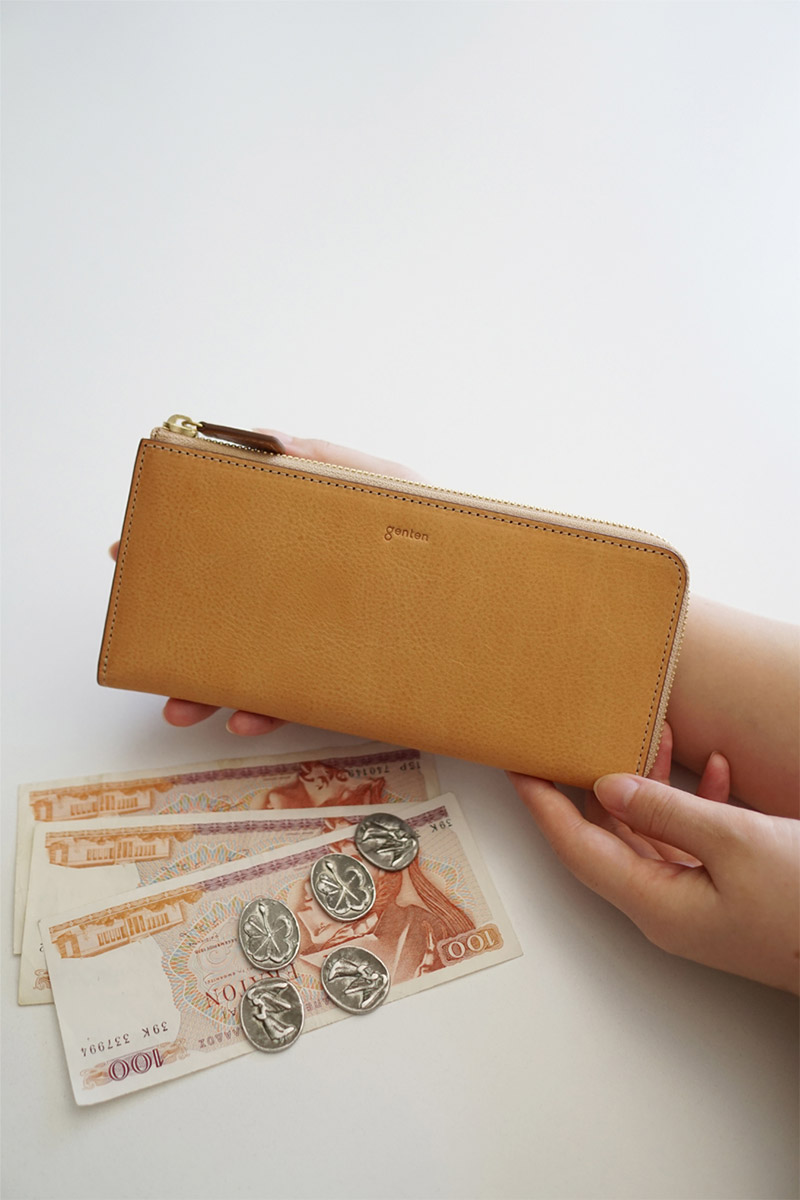 genten 【選べるノベルティ付】 ゲンテン CUOIO クオイオ 小銭入れ付き長財布（L字ファスナー式） 44670 : こだわりの ...