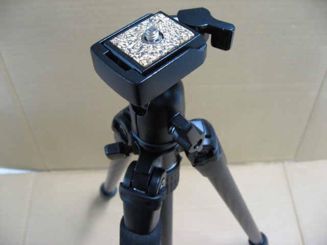 【ジャンク品 、展示品、部品欠品】 SLIK 3段三脚 ライトカーボンE53 カメラ・ビデオカメラ 三脚・一脚・雲台 三脚 : セブンスター貿易ヤフーショップ - 通販 - Yahoo!ショッピング