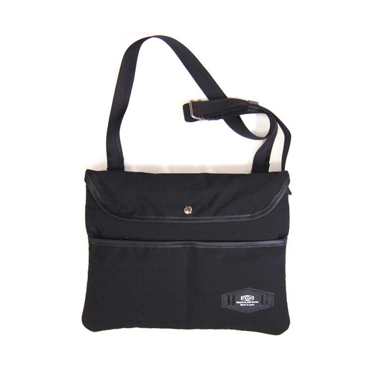 サコッシュ レディース 軽量 ブランド サコッシュバッグ 母の日 肩掛け ショルダーバッグ 軽い 薄型 斜め掛け 大きめ 撥水 防水 a4 ポシェット 日本製 :ikecr5017:ブランド ...