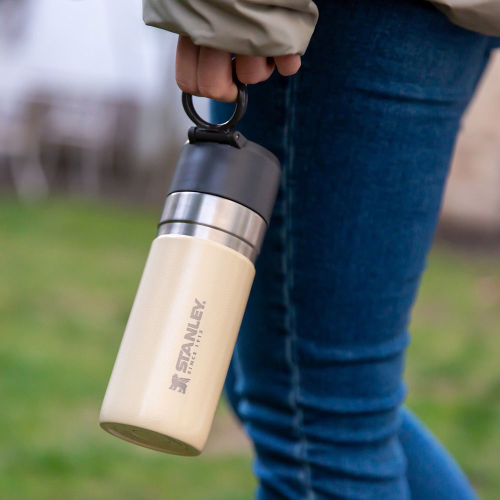 STANLEY（スタンレー） ゴー真空ボトル 0.37L 370ml GO BOTTLE 12.5oz 10124 保温 保冷 真空断熱 水筒 タンブラー アウトドア キャンプ フィンガー ...