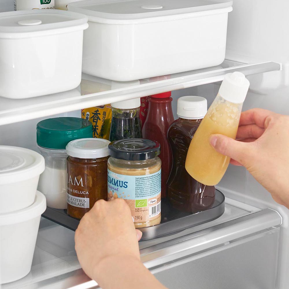 tower 山崎実業 冷蔵庫中回転式トレー タワー スクエア ホワイト ブラック 1322 1323 トレー 回転 調味料ラック : サンワショッピング - 通販 - Yahoo!ショッピング