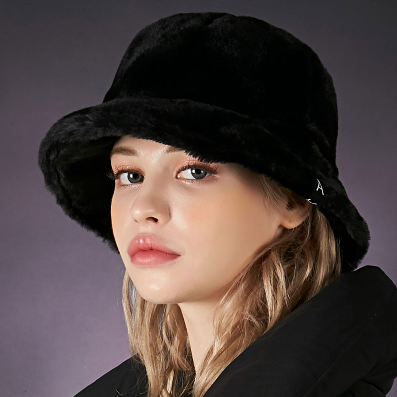 VARZAR バザール ファーロゴポイントバケットハット Fur logo point bucket hat 523 524 525 帽子 深め 韓国 レディース ユニセックス 人気 ...