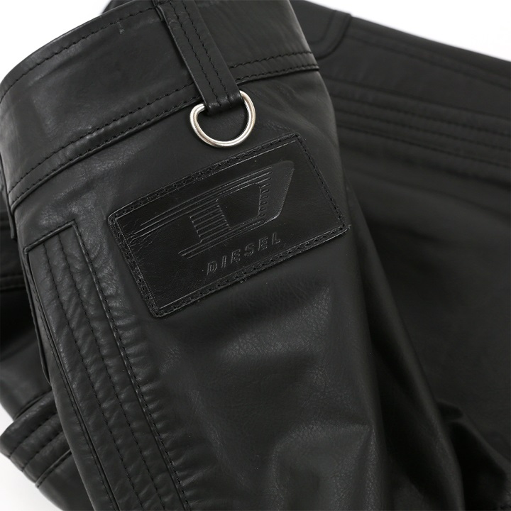 DIESEL ディーゼル レザーパンツ メンズ 裾ジップ 牛革 本革 P DIESEL ディーゼル レザーパンツ メンズ 裾ジップ 牛革 本革 P