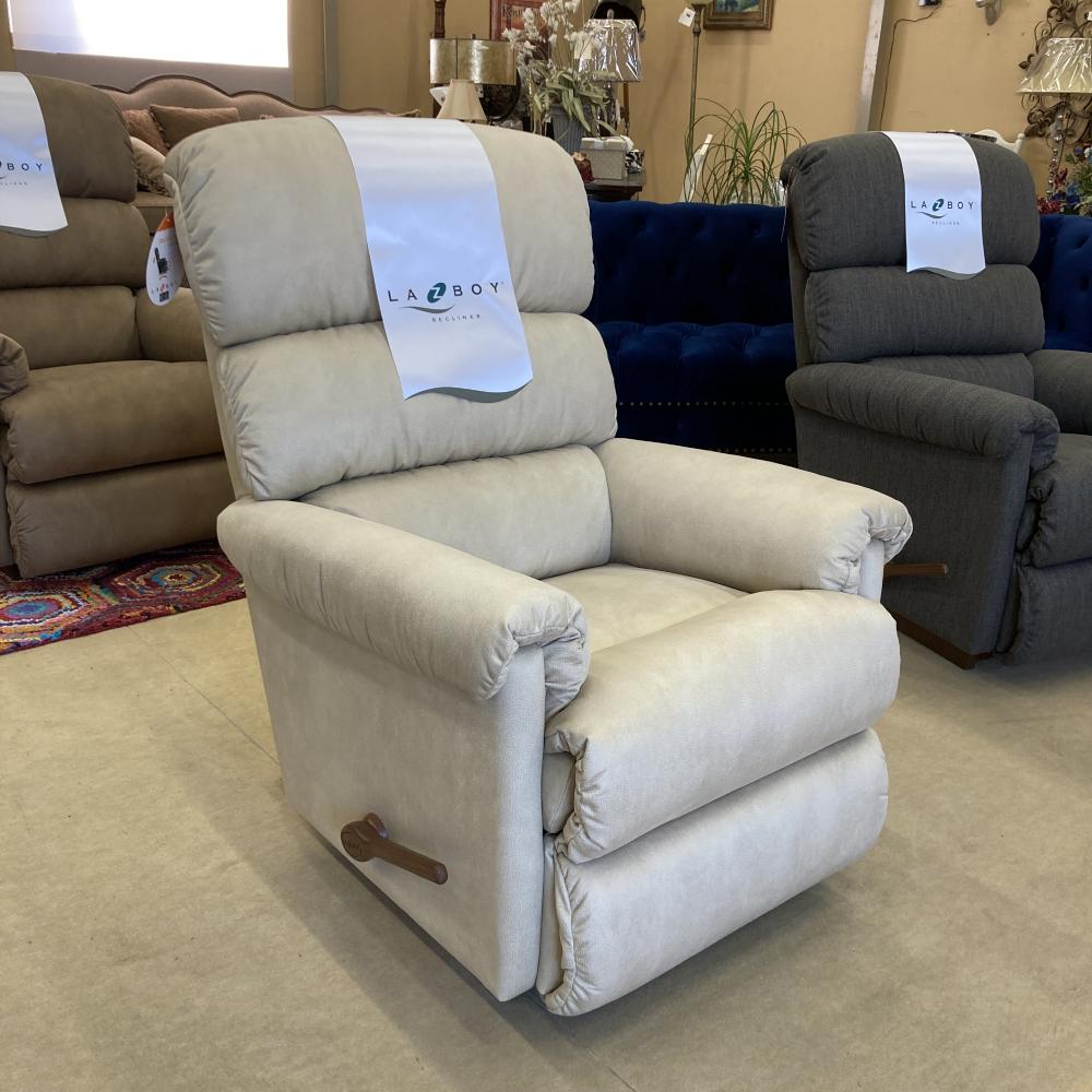 入荷速報 2022年5月23日 アメリカLAZBOYレイジーボーイ リクライナーがコンテナ入荷！