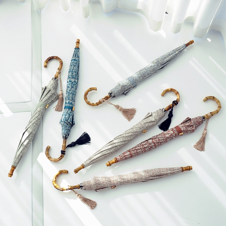 日傘 完全遮光 長傘 小さめ 軽量 晴雨兼用 スライドショート 親骨47cm バンブー utatane 1級遮光 UV遮蔽率99.9％以上 インド更紗総柄 母の日 キットA ...