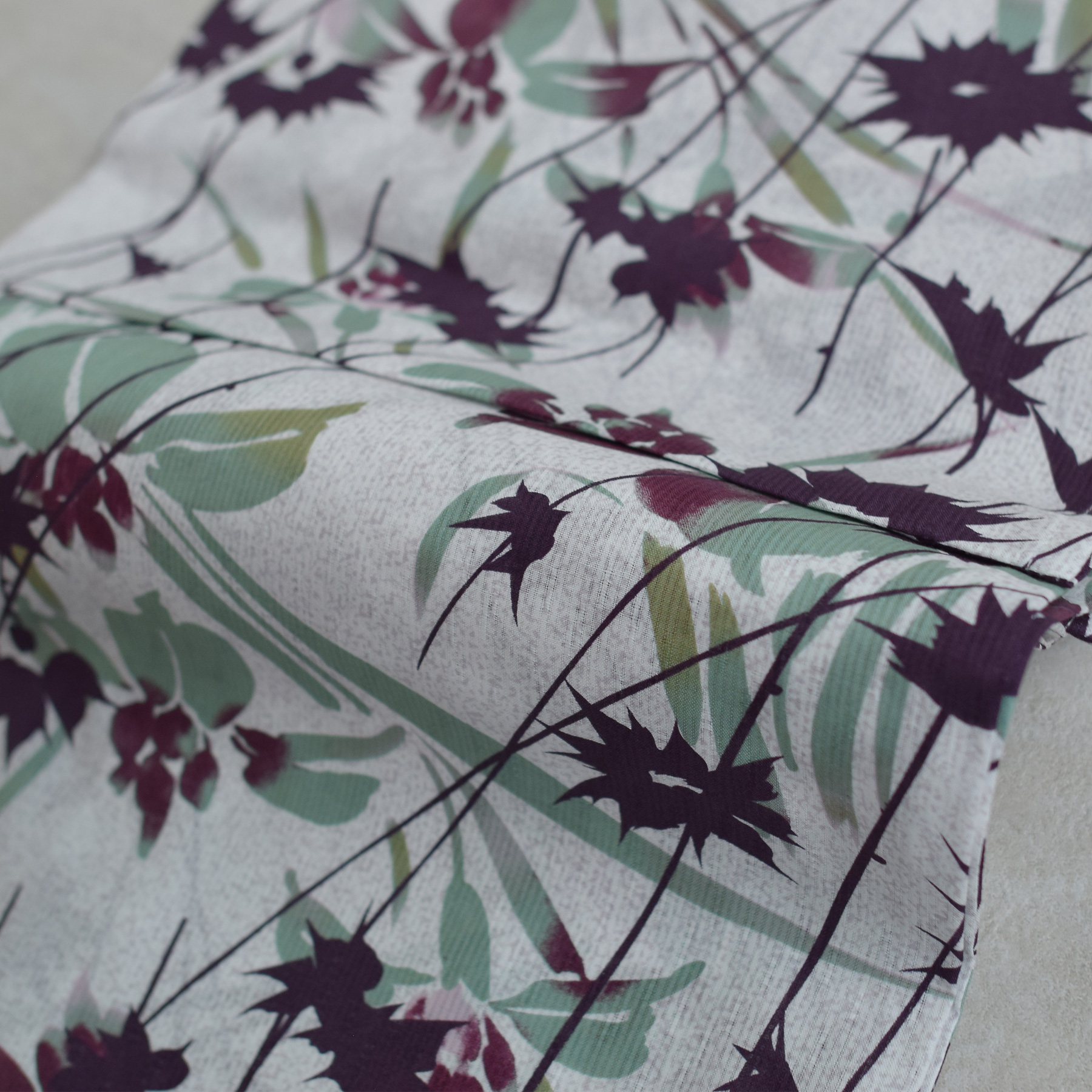 utatane 浴衣 レディース セット 高級変わり織 浴衣3点セット 杢グレージュに上品菖蒲とアザミ フリーサイズ 浴衣セット（ゆかた・帯・下駄）レトロ : 浴衣通販 utatane ...