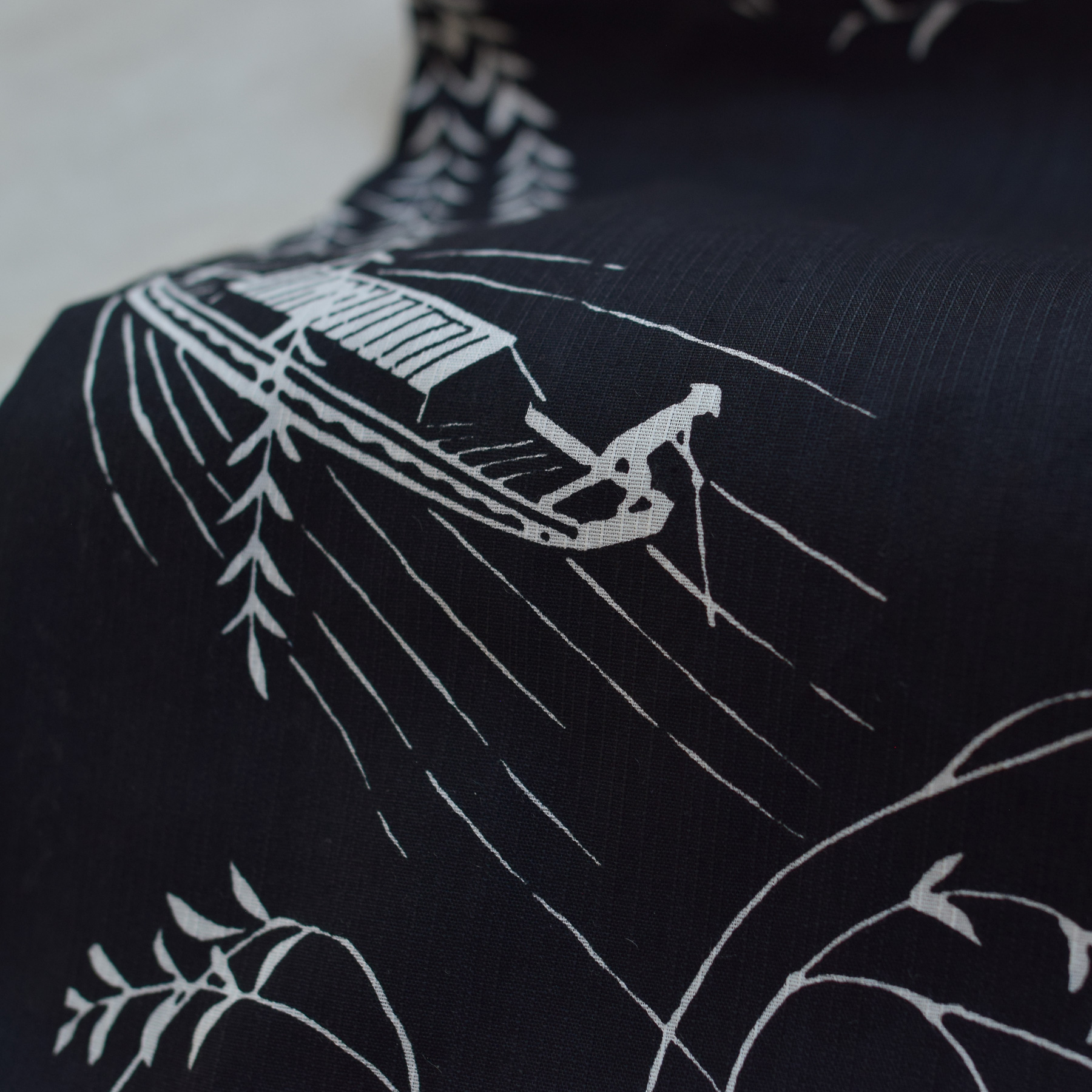 utatane 浴衣 レディース セット 高級変わり織 浴衣3点セット 濃紺地にしだれ柳と小舟 トール（165-175cm）Lサイズ 浴衣セット（ゆかた・帯・下駄）高身長 : 浴衣通販 ...