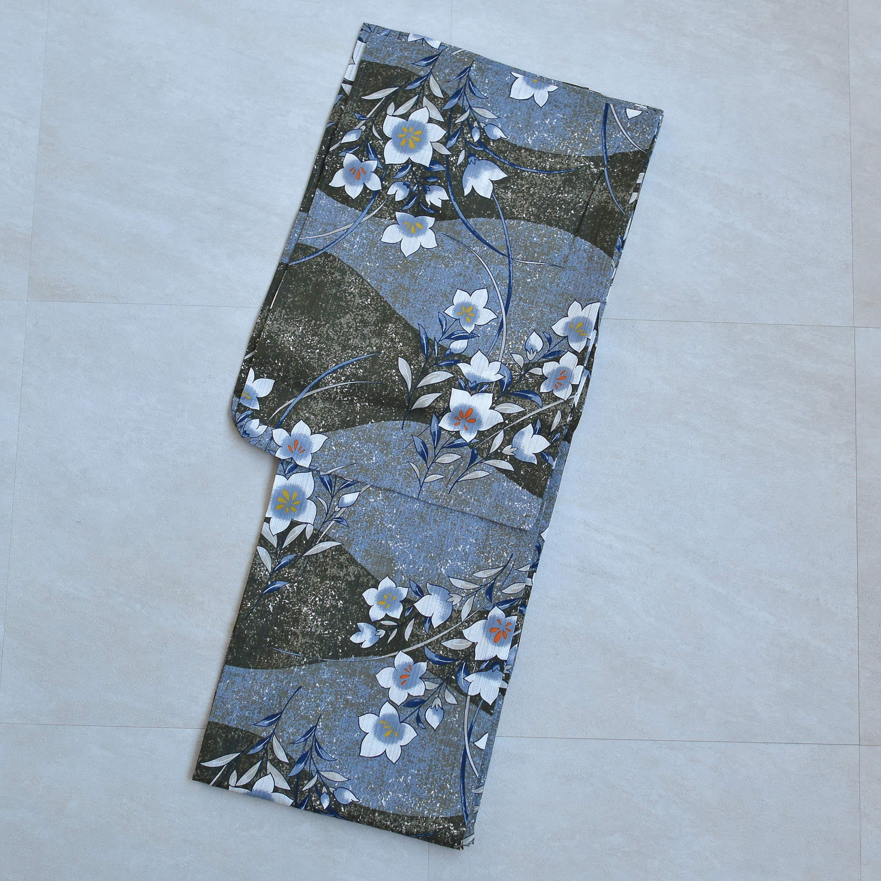 utatane 浴衣 レディース セット 高級変わり織 浴衣3点セット 深緑と薄青の砂よろけに桔梗 フリーサイズ 浴衣セット（ゆかた・帯・下駄） 上質 うたたね レトロ : 浴衣通販 ...