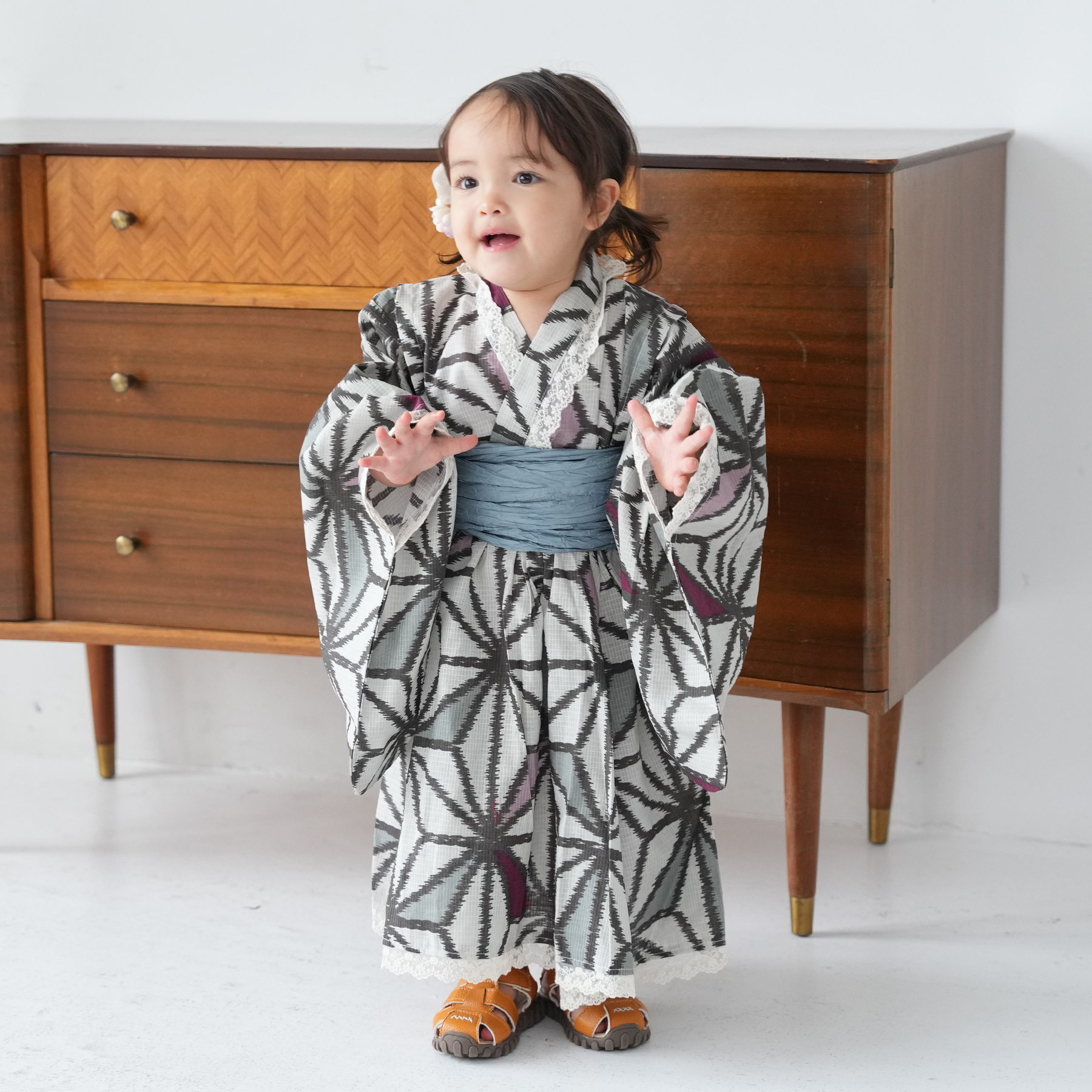 浴衣 子供 女の子 ひよこ商店 浴衣ワンピース+帯2点セット グレー麻の葉 兵児帯 くすみカラー ニュアンスカラー レトロ キッズ浴衣 ゆかたドレス : 浴衣通販 utatane - 通販 ...