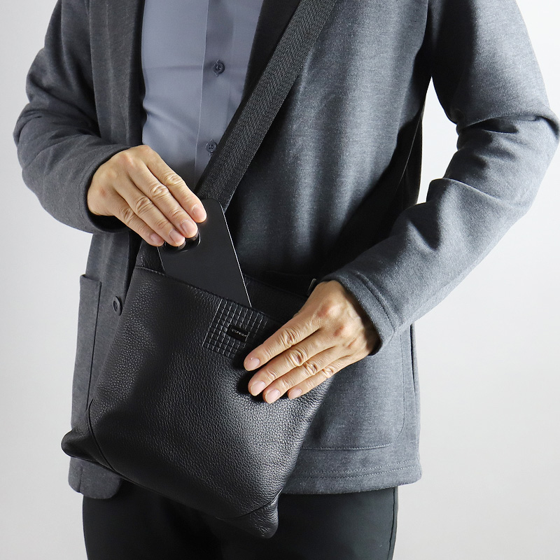 FIGARO フィガロ アルル2 ショルダーバッグ ミニショルダーバッグ A5